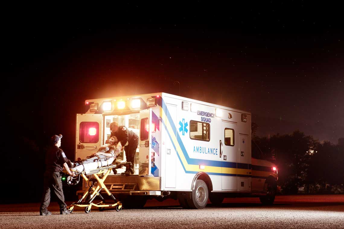 Paramedic vs Nurse: How to Choose What’s Best for You - Averett ABSN